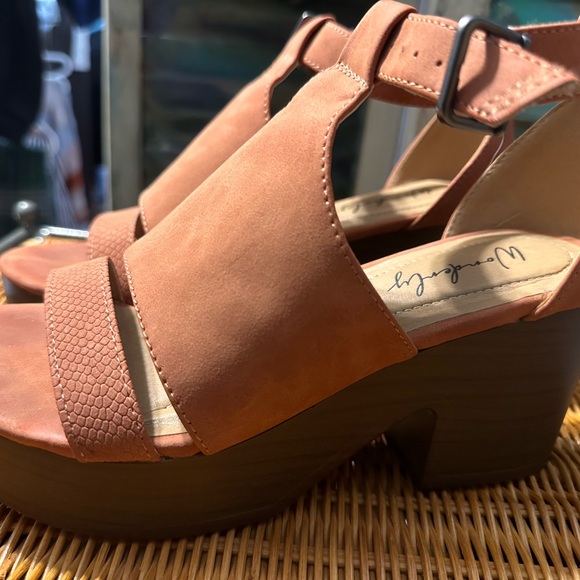 Wonderfly | Shoes | Veuc Wonderfly Suede Wedge Sandals With Ankle Strap ...